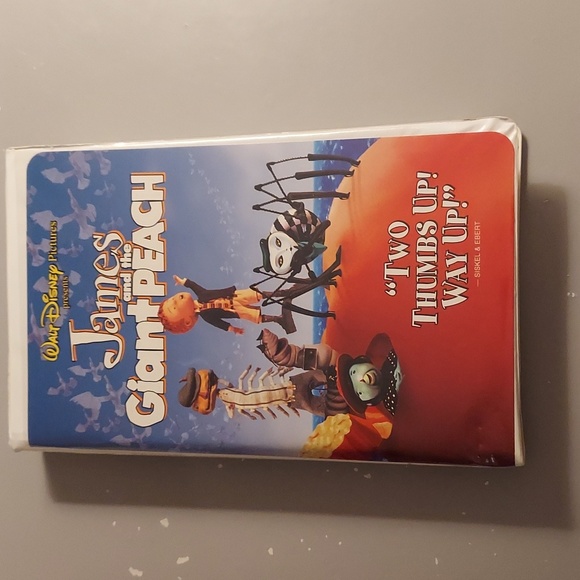 Disney | Other | Walt Disney Pictures Presents James And The Giant ...